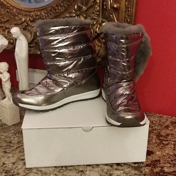 Cheeks | Shoes | 429 Cheeks Fit Body Water Repellant Puffer Boots ...